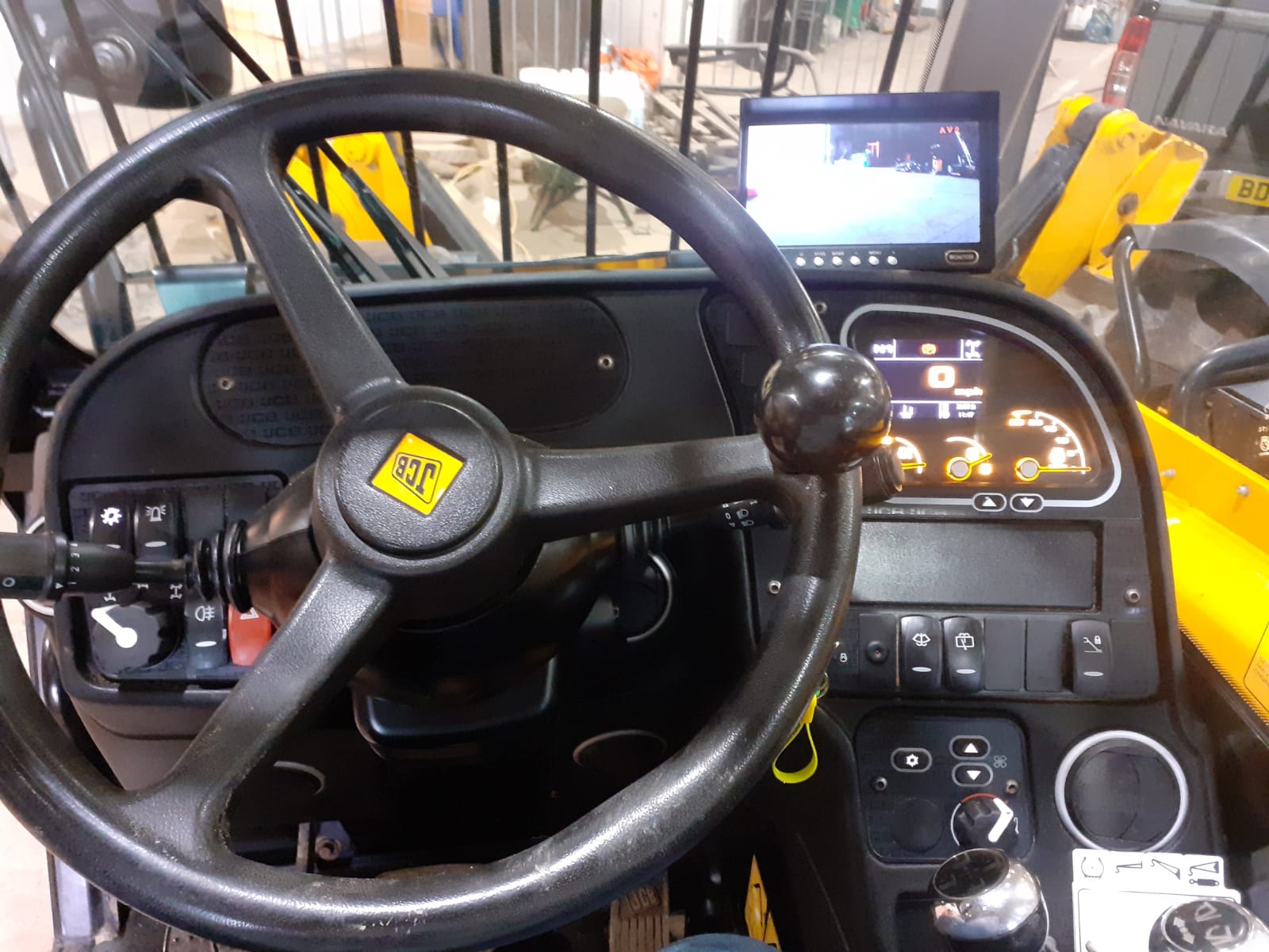 HIRE FLEET EXPANSION CONTINUES WITH OUR NEW 12.5M ROAD LEGAL ...